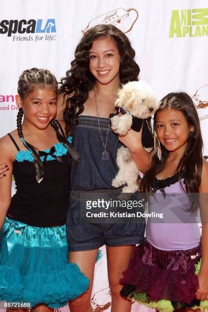 Girlz Photos And Premium High Res Pictures Getty Images
