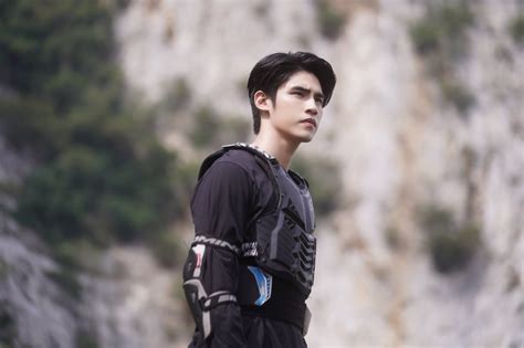 Zhou Xiang Best Boi Poom Phuripan As Stunt Actor Joe In New Behind The