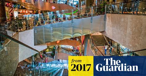 Hong Kong Shoppers Injured After Escalator Reverses Direction Hong