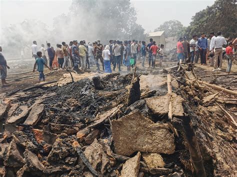 Shirish Newsमहोत्तरीमा आगलागी हुँदा १० घर जलेर नष्ट Shirish News