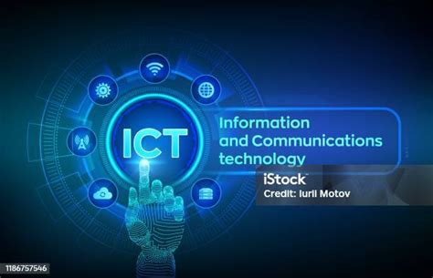 Ict 가상 화면에서 정보 통신 기술 개념 무선 통신 네트워크 지능형 시스템 자동화 디지털 인터페이스를 만지는 로봇 손 벡터