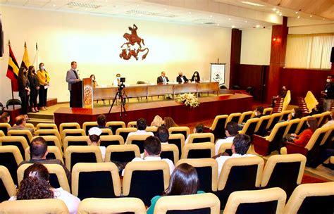 Firma De Convenios Entre Utpl Y Solca Loja Para Carreras Del Campo De