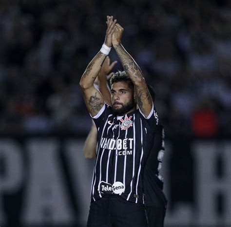 Corinthians Sai Na Frente Mas Fica No Empate Na Estreia Na Sul