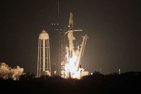 Uae Astronaut Sultan Al Neyadi Due To Dock At Space Station