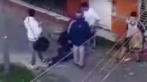 Vecinos retuvieron a dos ladrones de celulares hasta que llegó la Policía