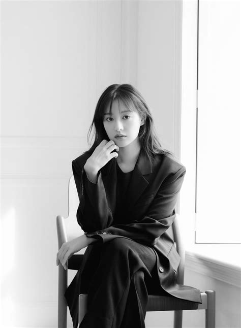 Kim Ji Won Officially Signs With Song Joong Kis Agency Allkpop