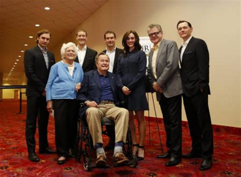 Former Us President George Hw Bush Apologises After Actress Claims He