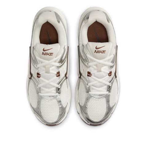 Nike V5 Rnr Sail Fauna Brown Phantom Light Orewood Brown Sneak