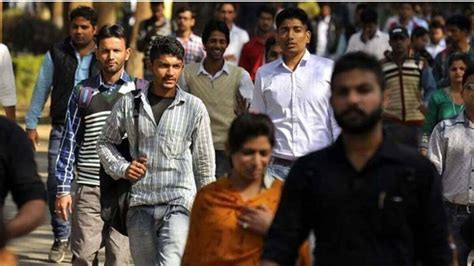 Aaj Tak Sudhir Chaudhary Trolls Social Media Said Youth Runs Towards