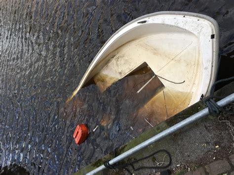 Polyester Bootje Gezonken Amsterdam Offertehaven Nl