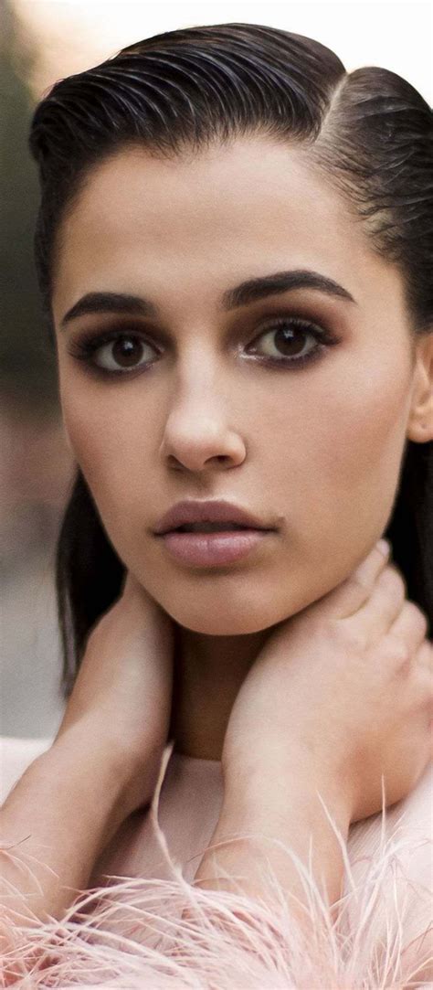 700x1600 Resolution Naomi Scott Aka Jasmine Aladdin Actress 700x1600