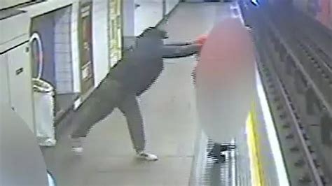 Inside Londons Tube Crime Epidemic Staggering Graphic Reveals How