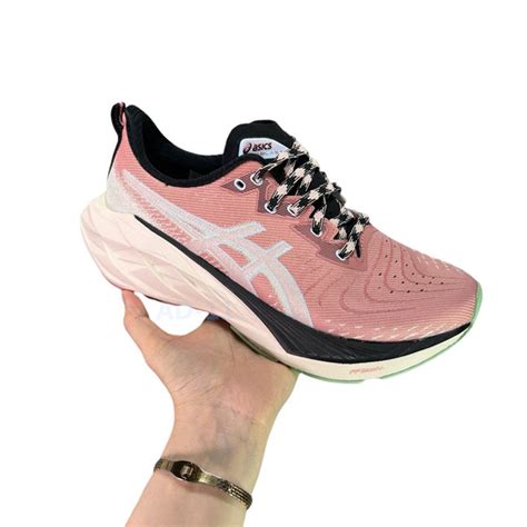 Кроссовки ASICS Novablast 4 купить на OZON по низкой цене (1653277712)