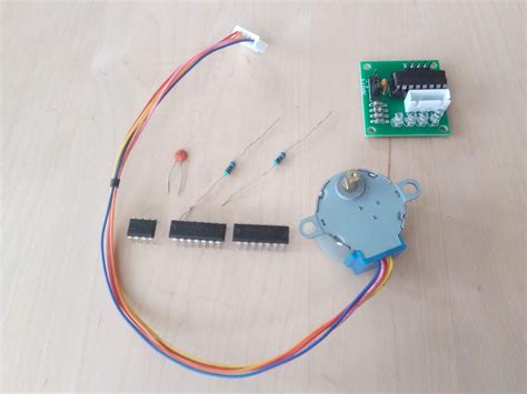 Driving A Stepper Motor Without A Microcontroller 7 Steps