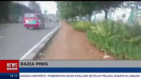 Juru Parkir Liar Terjun Ke Kali Hindari Razia Jaktv Official Vidio