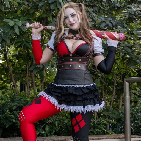 8 Diy Harley Quinn Halloween Costumes Make Harley Quinn Outfits