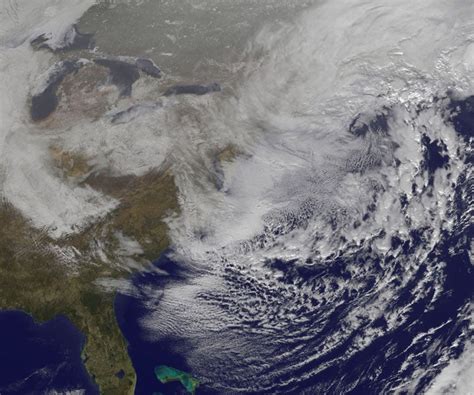 Winter Storm Juno Clobbers New England With Heavy Snow High Winds