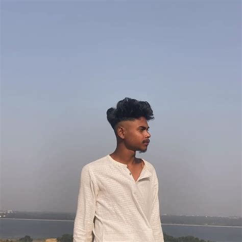 Oraon Satish32 Threads Say More