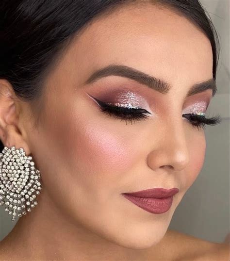 Pin De Bono O En Makeup Trends Maquillaje De Ojos Casual Maquillaje