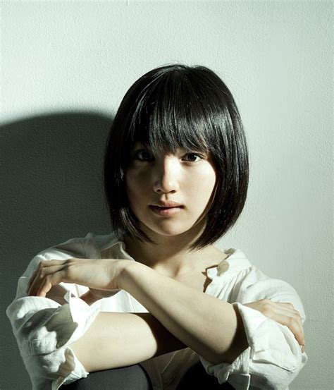 剥き出しの女子高生“新山詩織”川口春奈主演映画の主題歌mv解禁 Daily News Billboard Japan