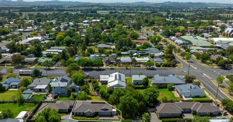 3 54 Douro Street Mudgee Nsw 2850 Au