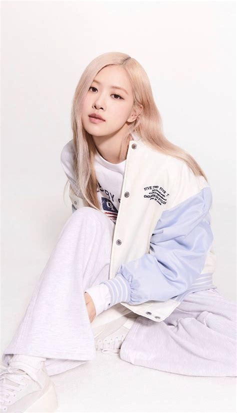ROSÉ OIOI COLLECTION Fashion Blackpink Black pink