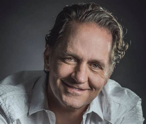 Guy Ecker Dublapédia Fandom