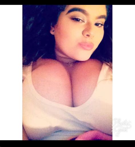 Random White Girls Shesfreaky