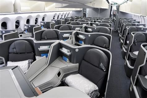 Un Recorrido Por El Boeing 787 9 Dreamliner De American Airlines Isnca