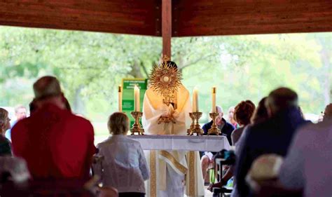 About St Joseph Maumee