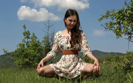 Li Moon In A Field Models Female And People Background Wallpapers On