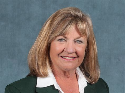 Nancy Hendrickson Ude Ii S Show Gases U 8