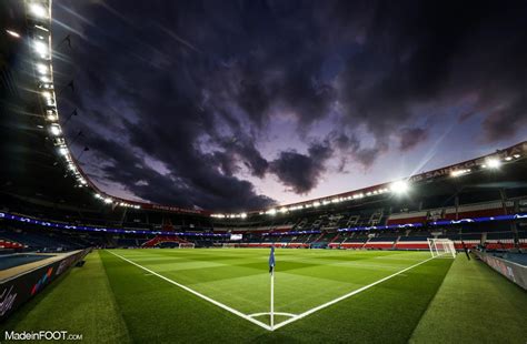 Psg La Mairie De Paris Invite Le Psg à Reprendre Les Négociations