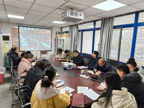 巡学旁听提质量 理论学习增实效——研究生院召开党委理论学习中心组会议 蚌埠医科大学研究生院