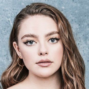 Danielle Rose Russell Bio Read About Her Profile At Freeones