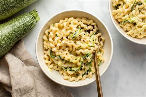 Creamy Vegan Alfredo Sauce With Zucchini