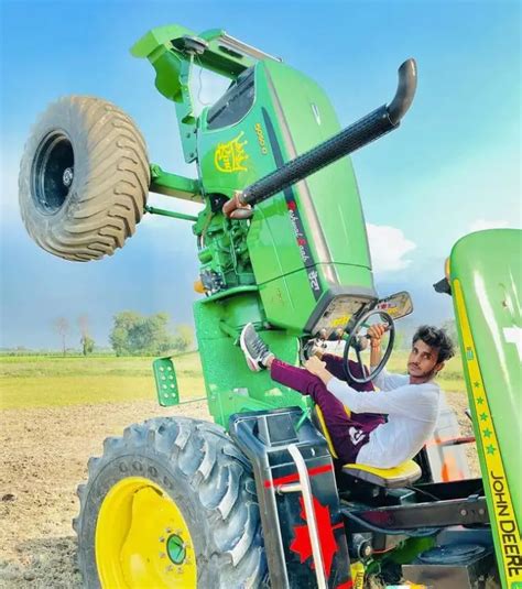 Panipat में जान से प्यारा ट्रैक्टर ही बना जिंदगी का काल Tractor