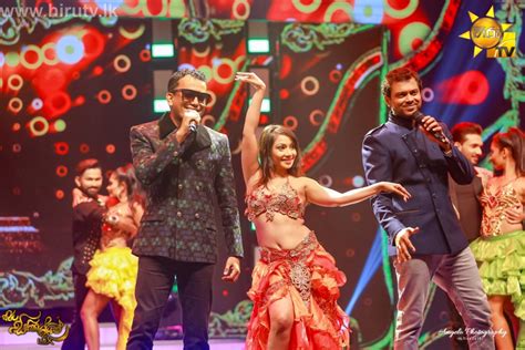 ජනකාන්ත ජනප්‍රිය කලා තරු රැසක් පායන හිරු සිහින රැයක් With Lux