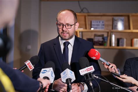 Kwadrans Polityczny TVP Rozmowa z Szefem BPM Aktualności Biuro