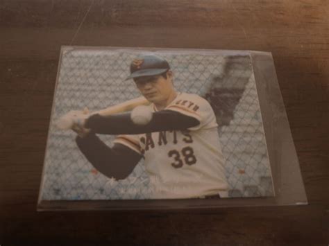 カルビープロ野球カード1977年黒版no209末次利光巨人 港書房