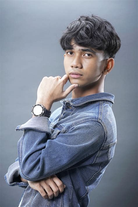 Idan Arnie Shasha Harumkan Nama Kosmo Digital