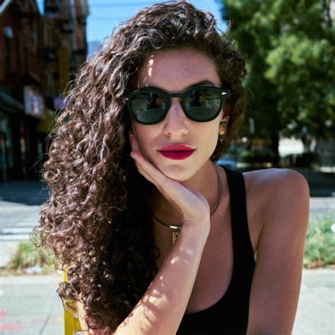 Beauty Of The Week Talia Curls Understood