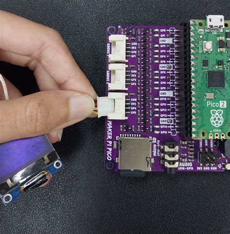 ufo game using raspberry pi pico 2