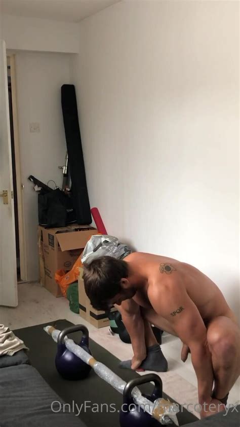 Naked Workout ThisVid