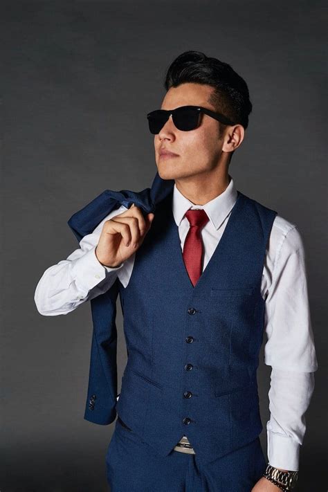 Vest Vs Waistcoat Difference And Comparison