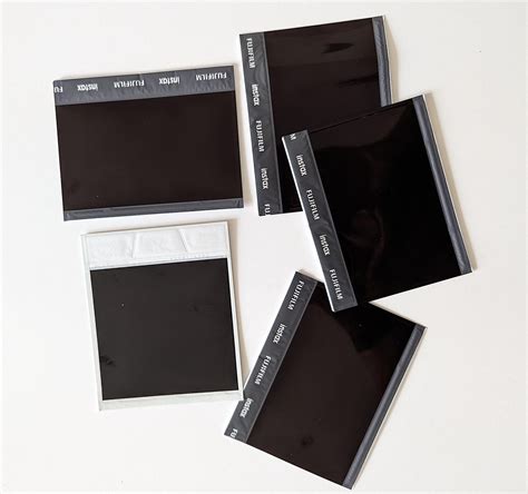 Lot Set 5 Original Polaroid Intax Photos Pin Up Nudes