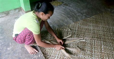 Cara Membuat Takir Dari Daun Pandan YouTube