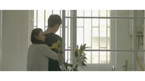 《体面钢琴谱》于文文（五线谱 钢琴曲 指法） 弹吧蛐蛐钢琴网