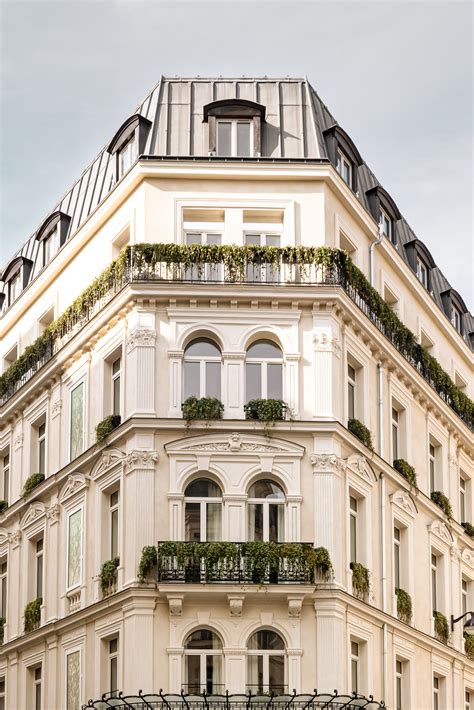 Château Des Fleurs Paris Luxury Hotel At Champs Elysées Gallery