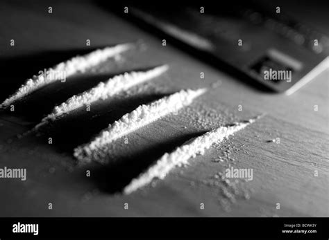 Linea Di Cocaina Immagini E Fotografie Stock Ad Alta Risoluzione Alamy